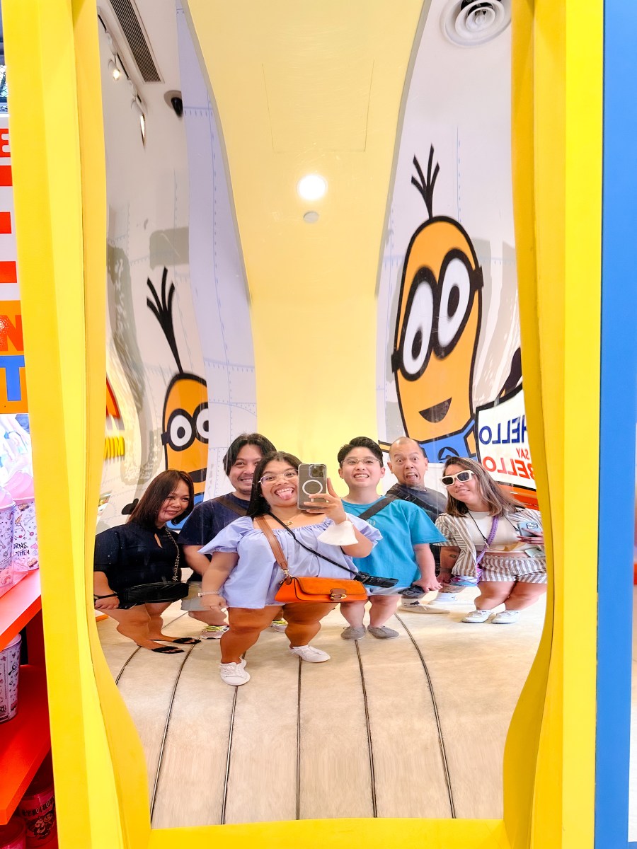 Finding Your Travel Tribe – DEE EXPLORES